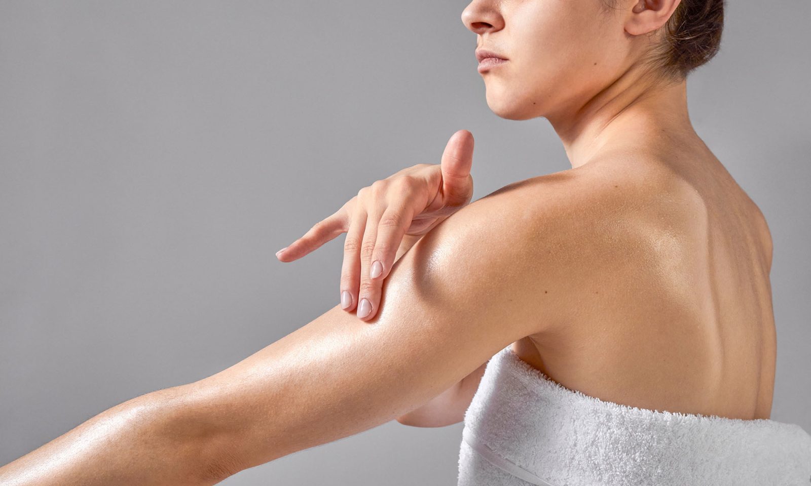 Navigating Oily Skin Woes: 5 Don'ts and the Fuller’s Earth Solution ...